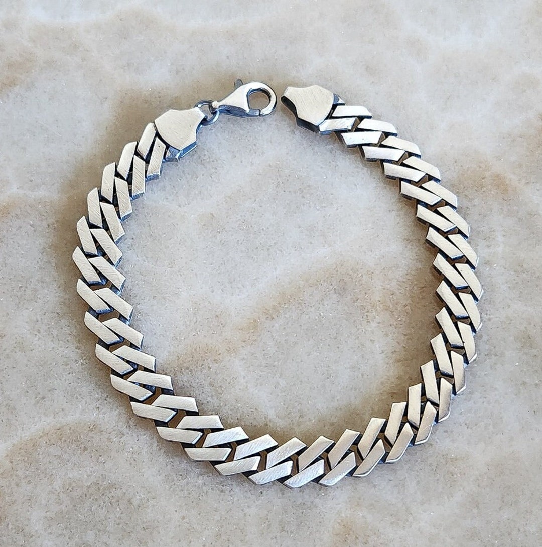 Mens Elegant Solid Silver Bracelet Unique and Classy Oxidised Chain Design elegant and Stylish ...