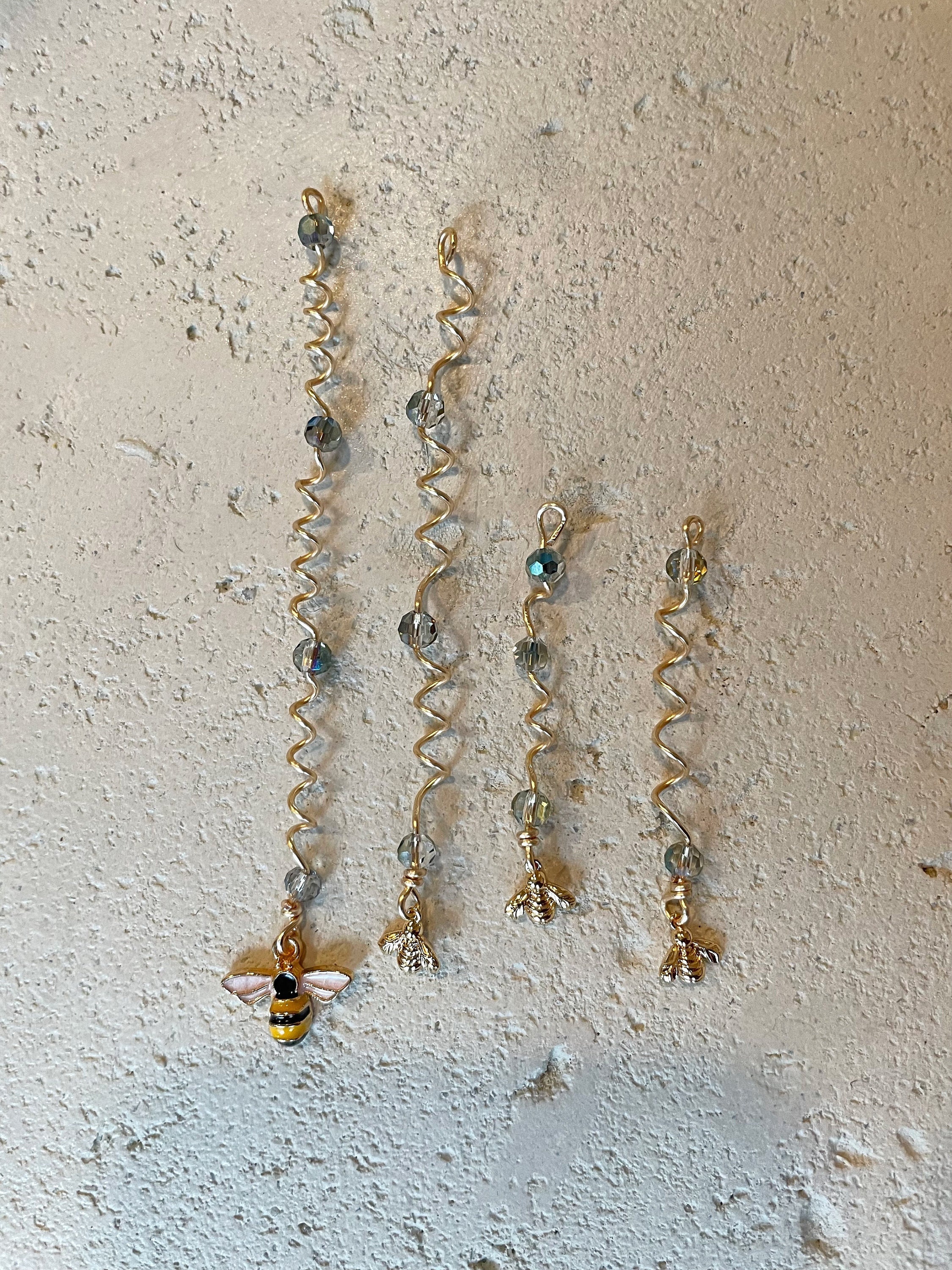 4 Piece Bumblebee SISTERLOCK Jewelry Set Bee Loc Jewels Beads Crystals ...