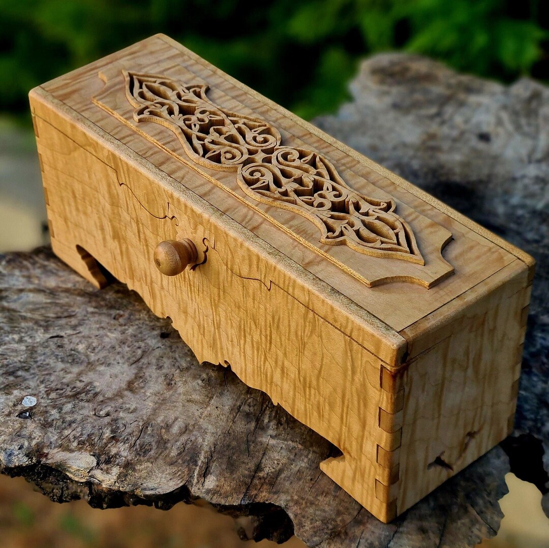 Curly Maple Jewelry Box, Bridesmaids' Jewelry Box, Christmas Gift - Etsy