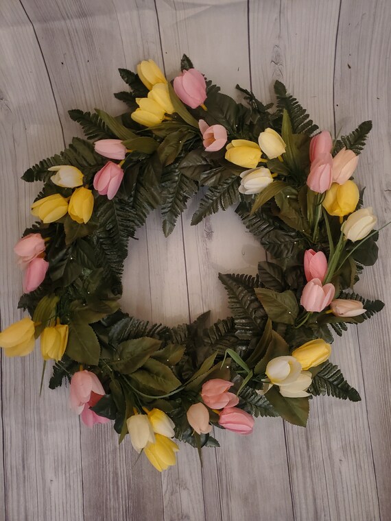 Tulip and Greens Wreath - Etsy