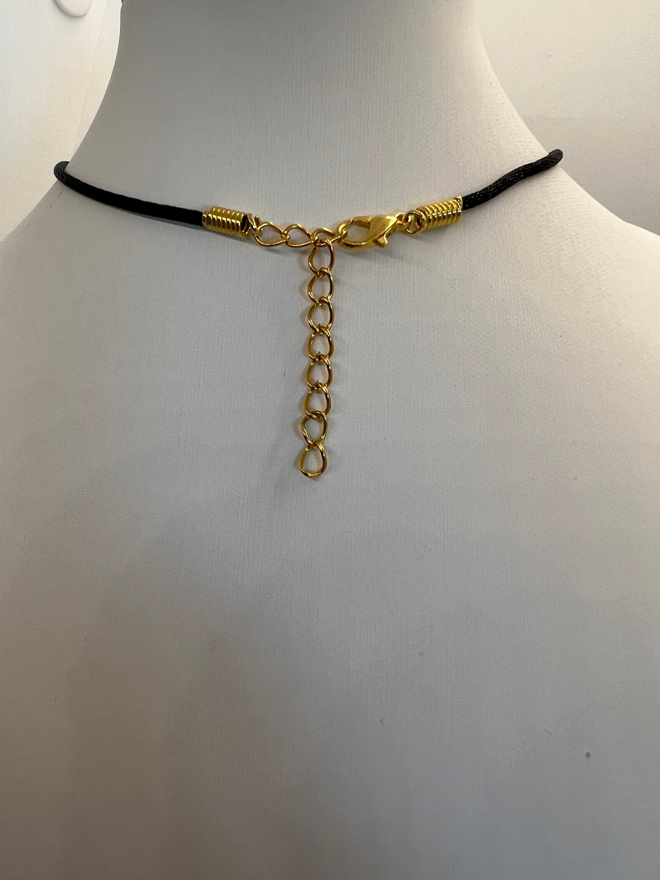 14K Yellow Gold Bell Conch Shell Cameo With Leather Blend Necklace With ...