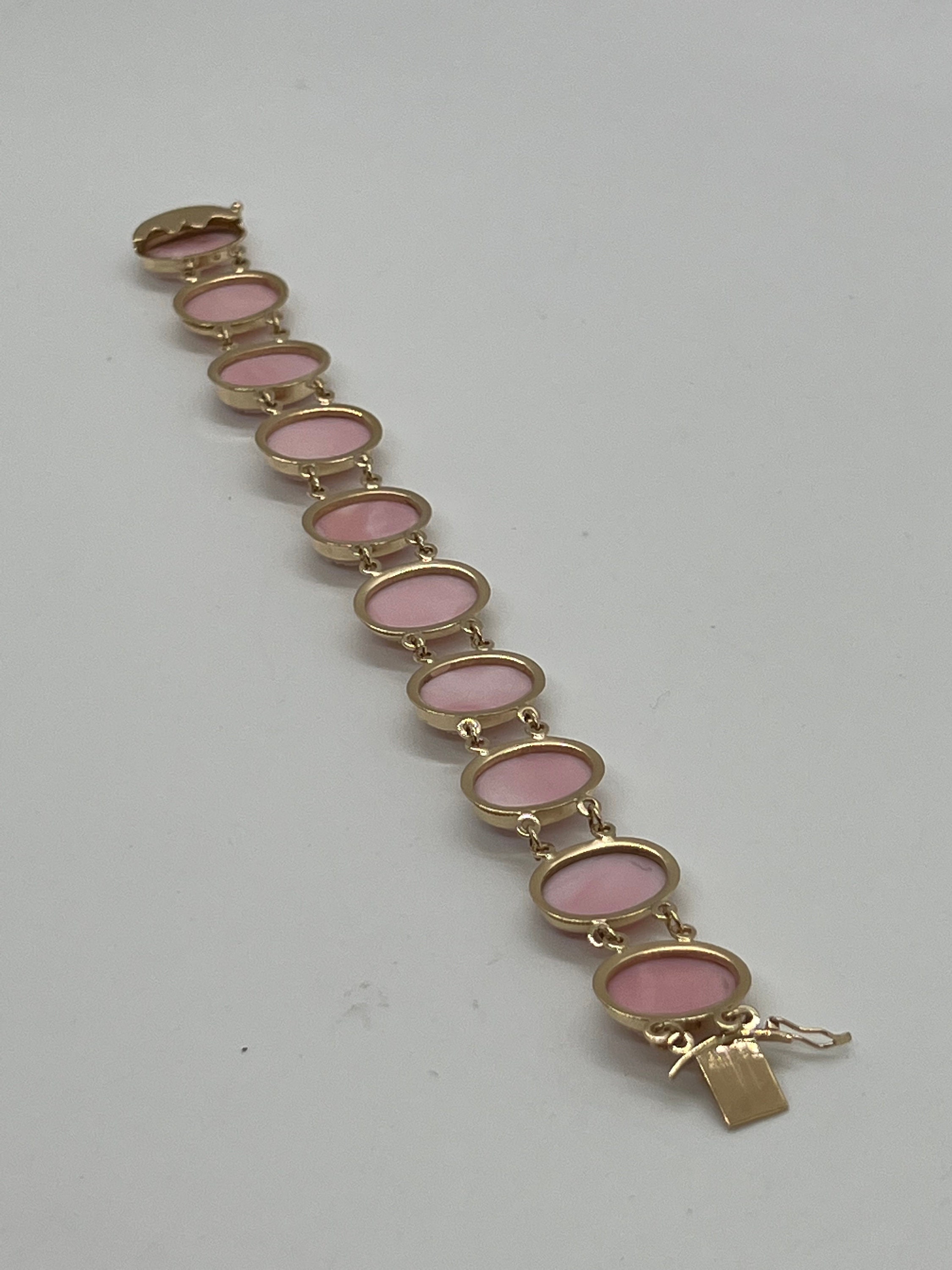 Conch Shell Cameo 14K Link Bracelet With Profile of a Victorian Woman ...