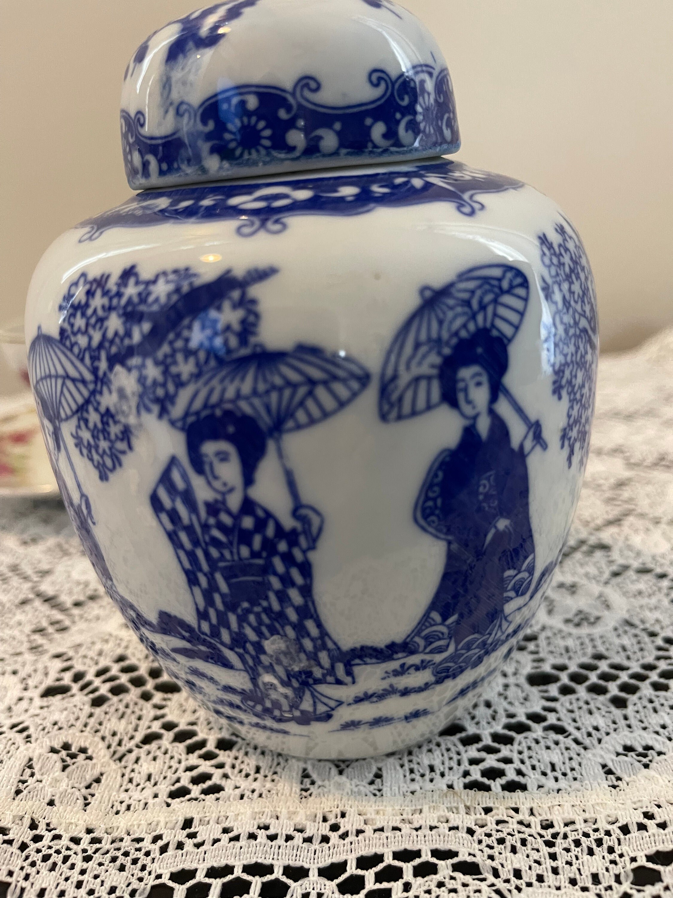 Beautiful 20th Century Geisha Ginger Jar - Etsy
