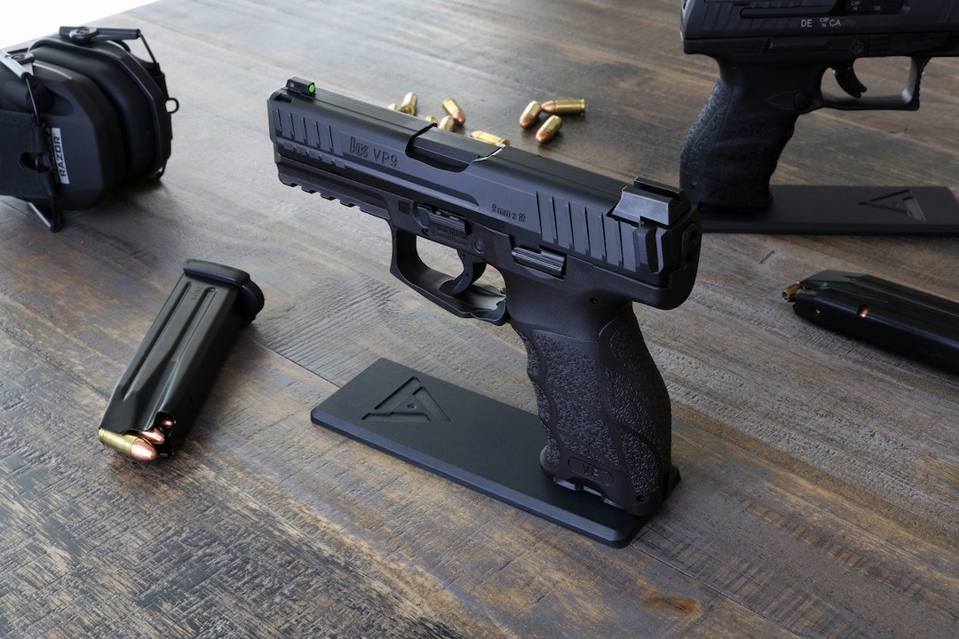 Pistol Display and Storage Stand - Etsy