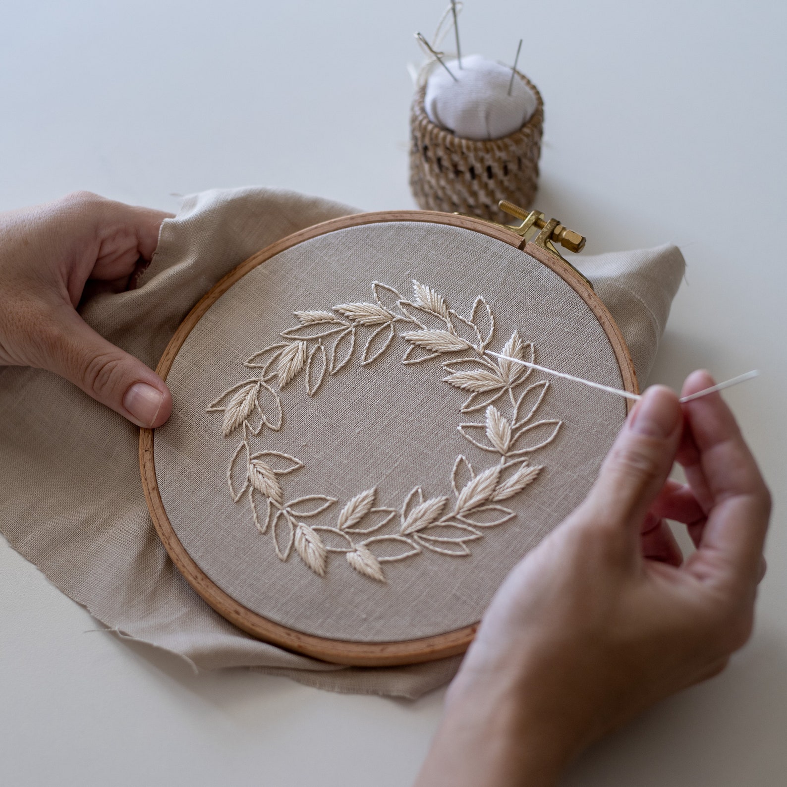 Floral Embroidery Pattern Video Tutorial Beginner - Etsy