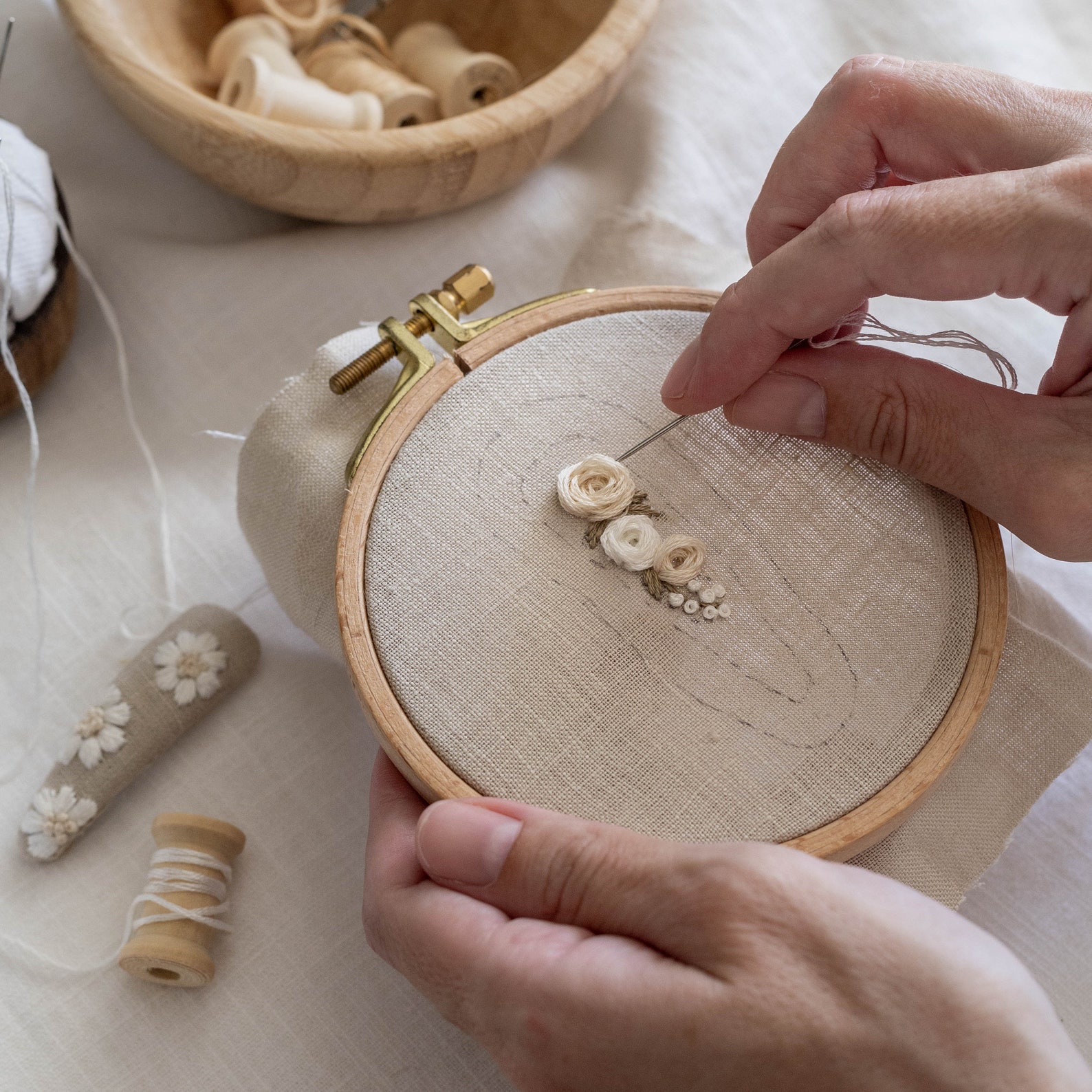 Hair Clips Embroidery Pattern Video Tutorial, Beginner Embroidery PDF ...