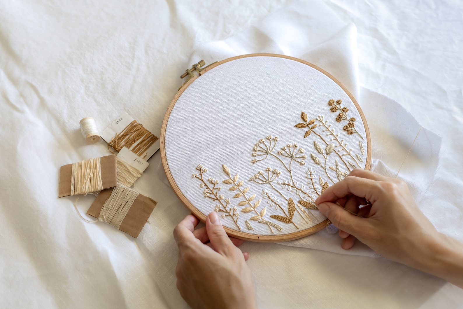 Wildflowers Meadow Embroidery Pattern Video Tutorial, Beginner ...