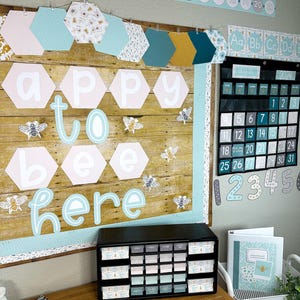 Vintage Bees Classroom Decor | Bee-themed Classroom Decor - Etsy