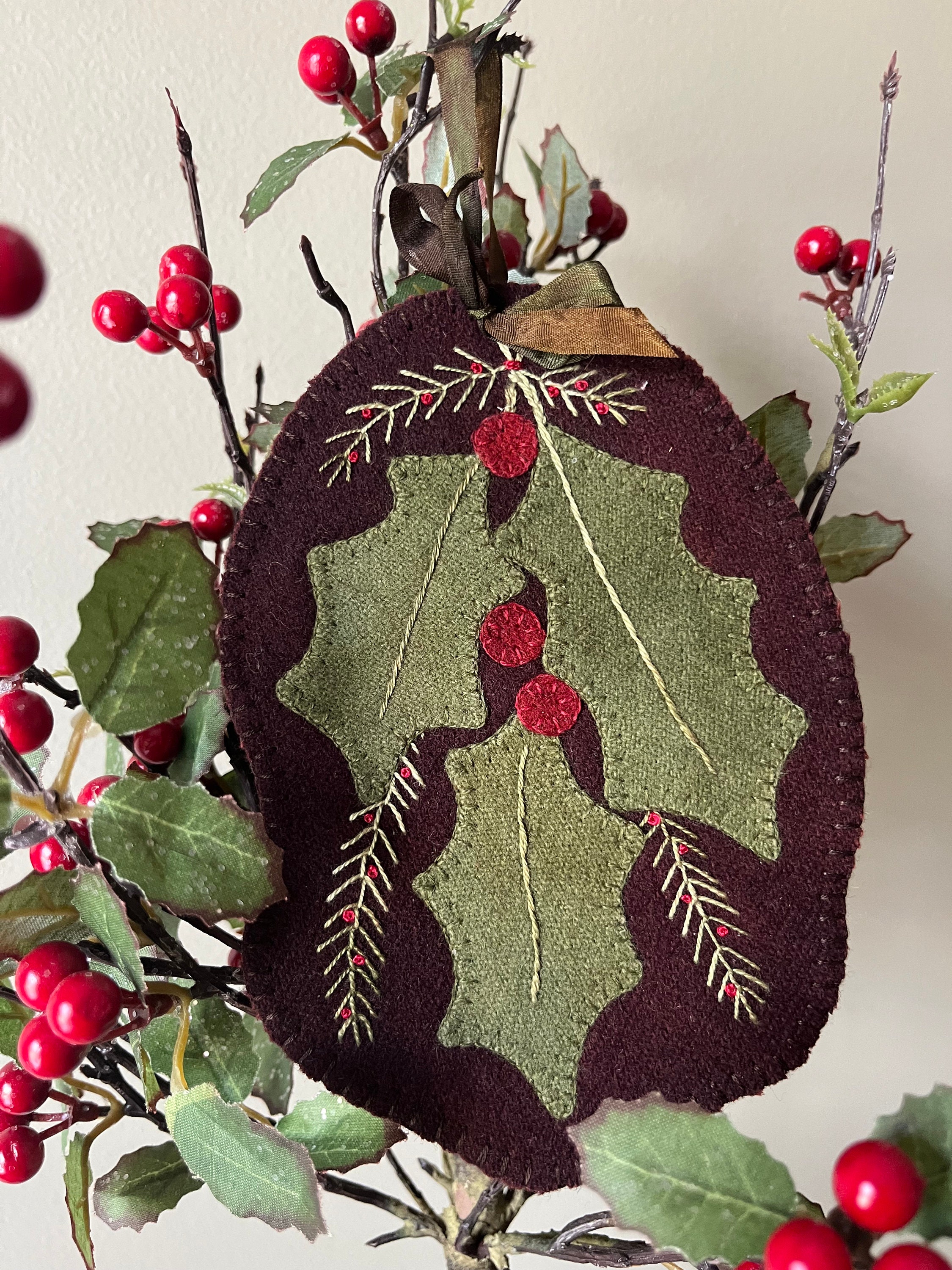 Wool Applique Pattern Winter Holly Berry Ornament - Etsy
