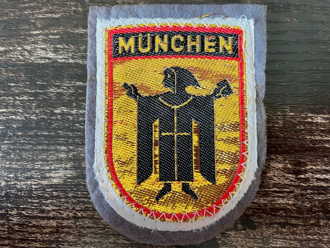 Vintage Munich Travel Patch: Embroidered Münchner Kindl Emblem From ...