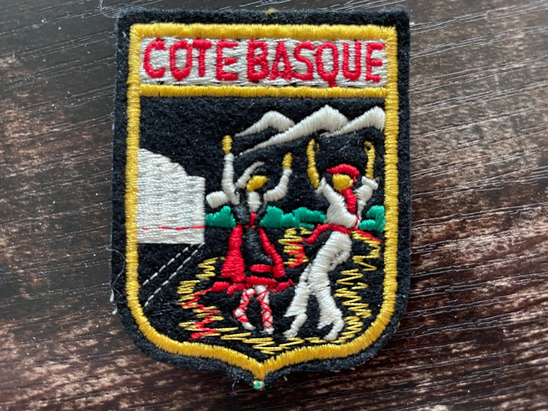 Vintage Patch Basque Coast FRANCE French Cote Basque Dancing Couple Sew ...