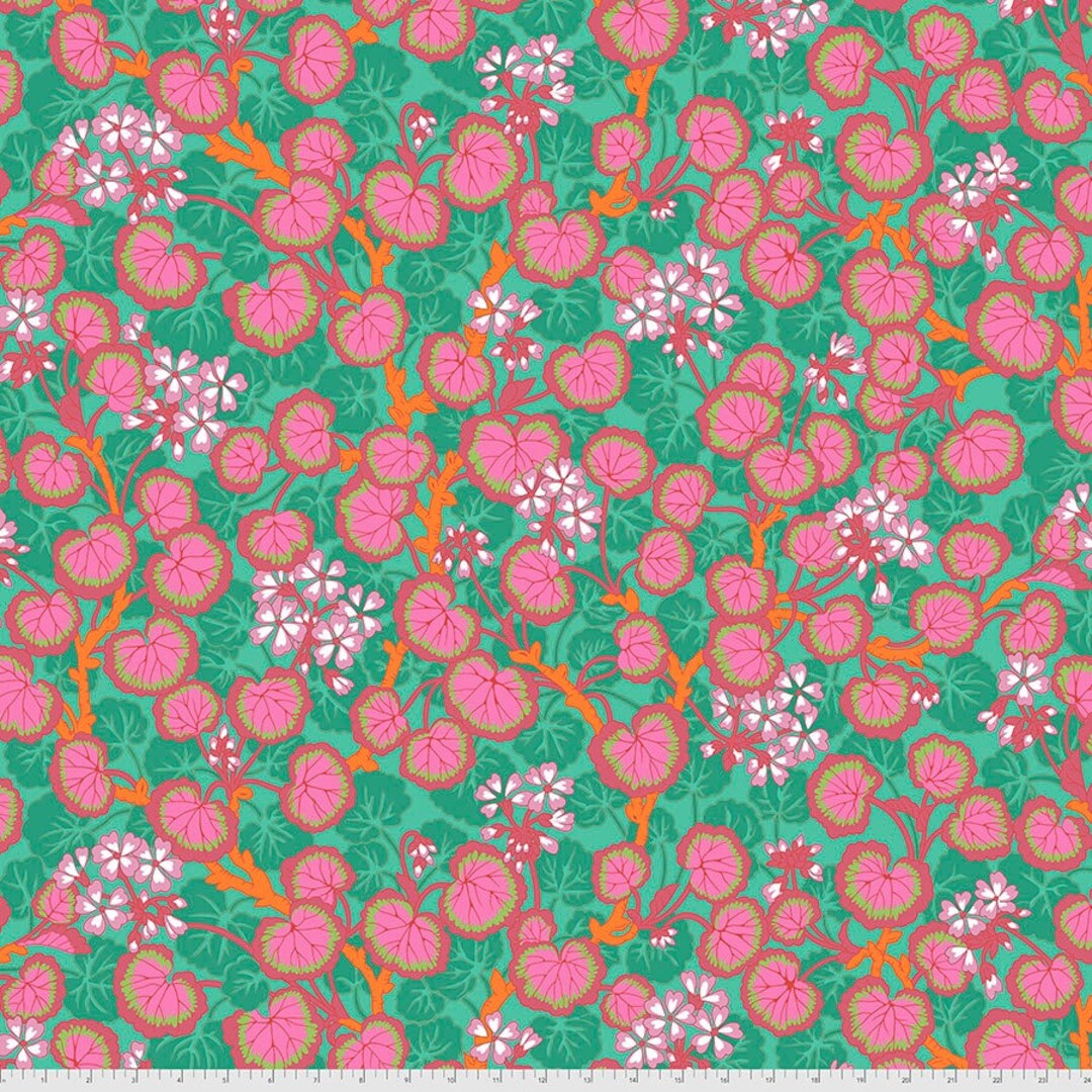 Climbing Geraniums Duckegg Quilt Fabric by Kaffe Fassett Item PWPJ110 ...