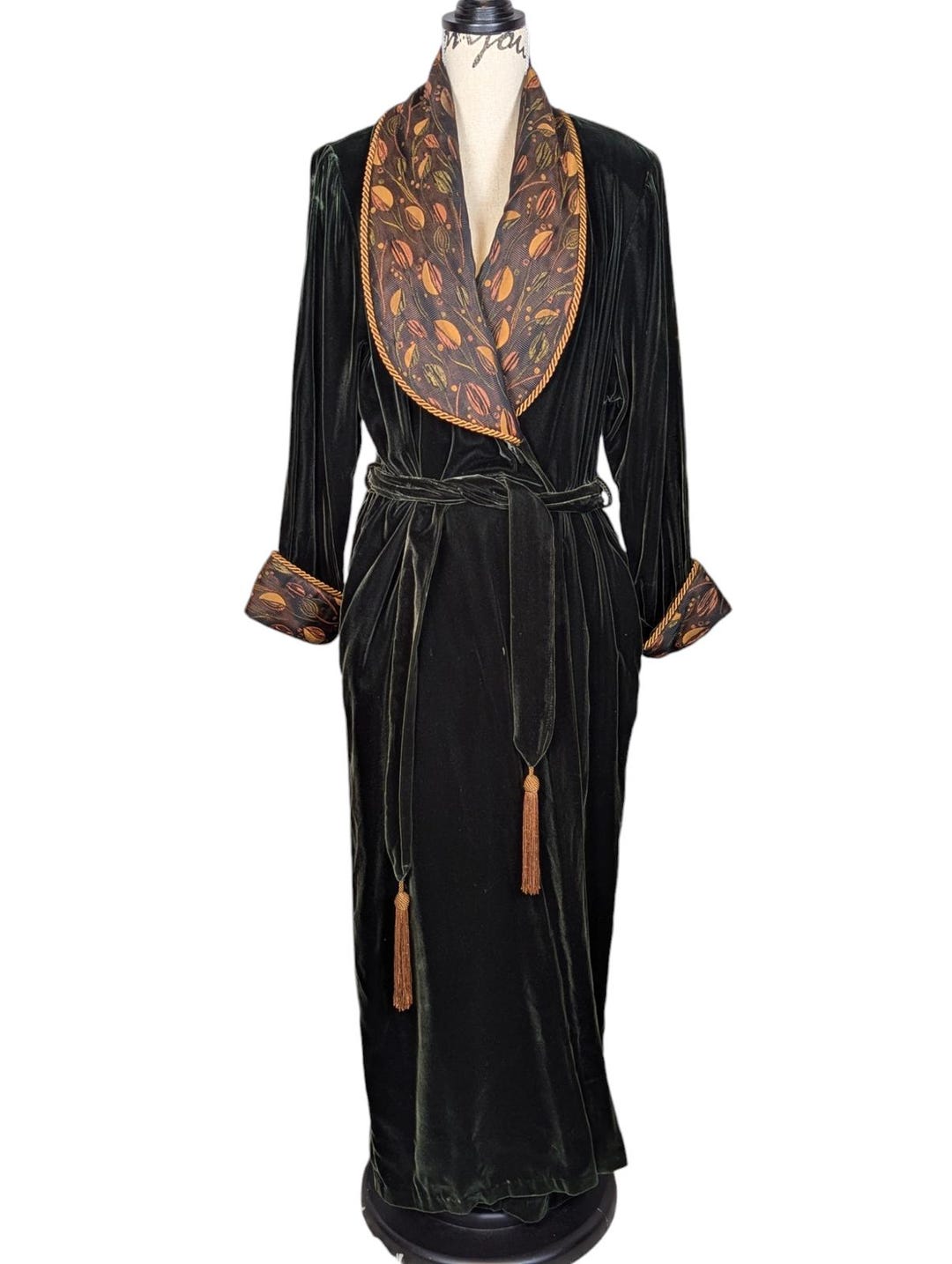 Vintage Diamond Tea by Neiman Marcus Velvet Robe Green and Gold Size ...