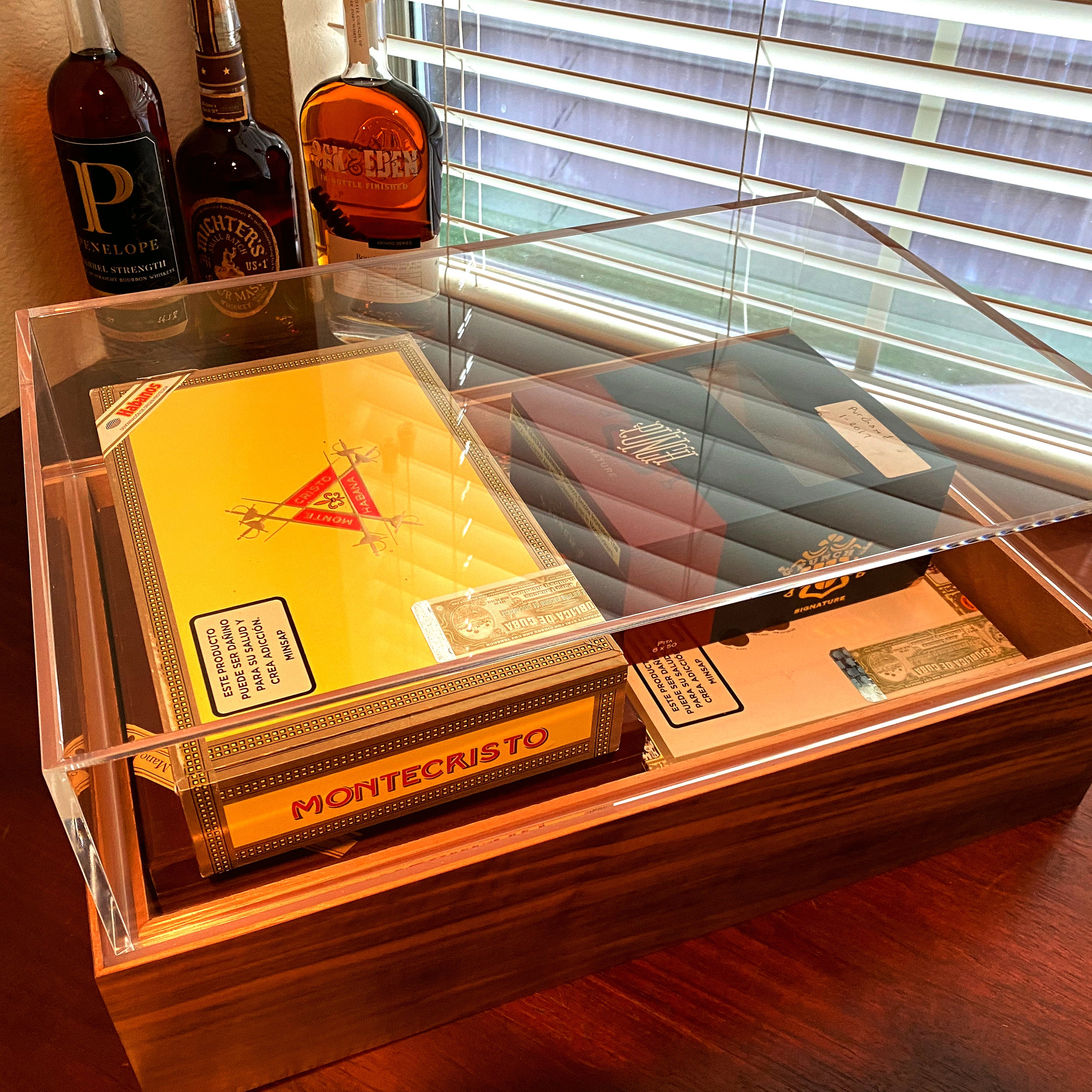 Black Walnut Humidor With Mahogany, Premium Hygrometer and Swede ...