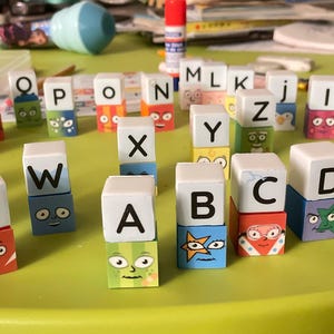 Peelable Alphablocks Face Stickers, Works With 2cm Mathlink Cubes ...