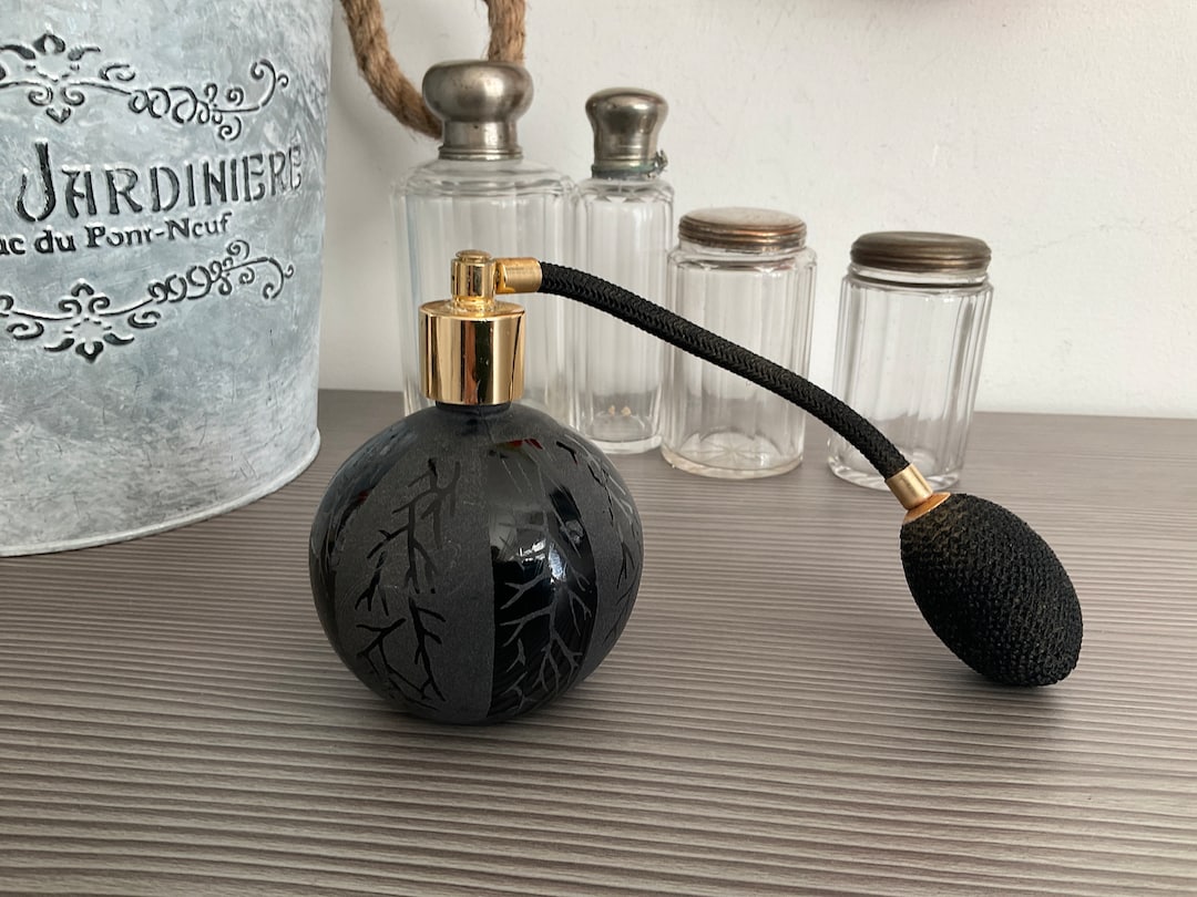 Stylish Black Perfume Atomizer Frosted and Clear Black Glass Perfume ...