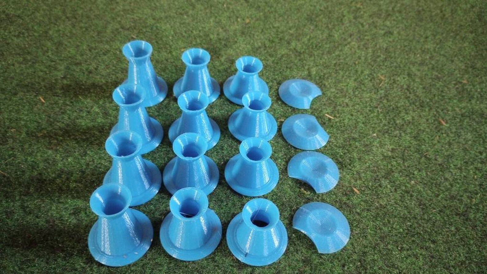 16 Pack Flexible Golf Mat Tees: Mixed Size Pack Pick Your Color - Etsy