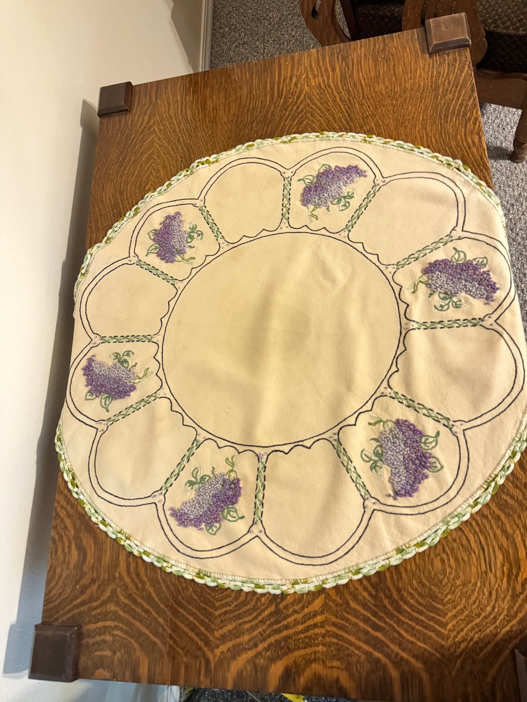 Vintage Embroidered/crocheted Round Tablecloth - Etsy