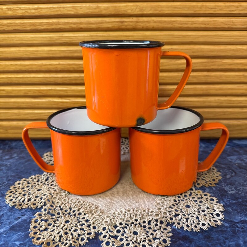 Vintage Enamel Mugs - Etsy