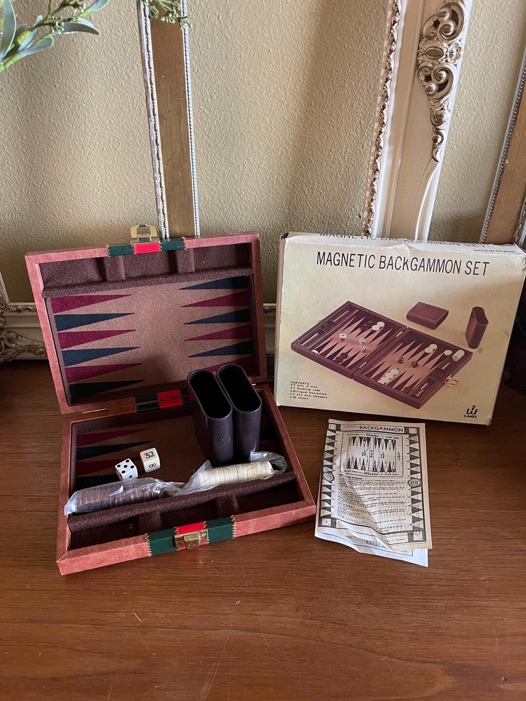 Vintage Faux Leather and Felt Magnetic Traveling Backgammon Game - Etsy