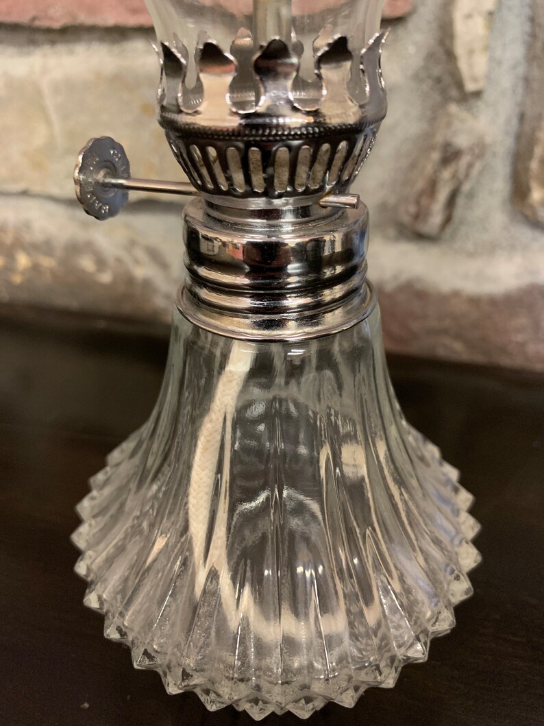 Vintage Lamplight Farms Oil Lamp - Etsy