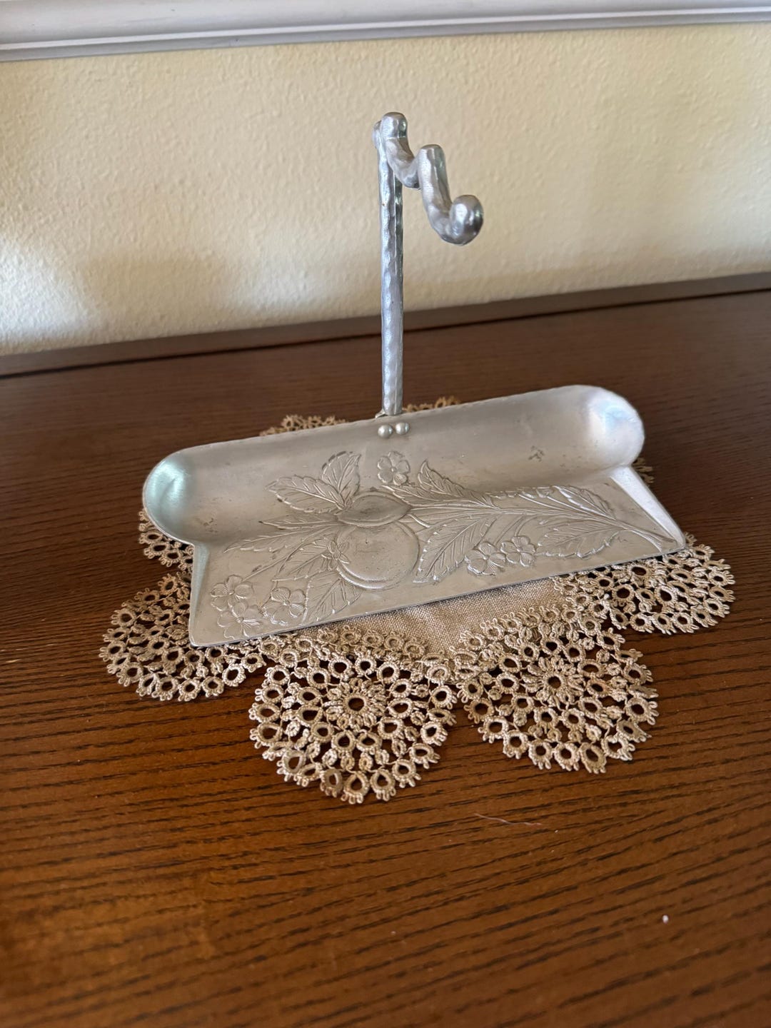 Vintage Hammered Aluminum Silent Butler-no Brush - Etsy