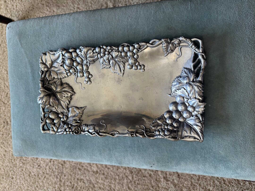 Vintage Arthur Court Cast Aluminum Metalware Tray With Grape Vine Motif ...