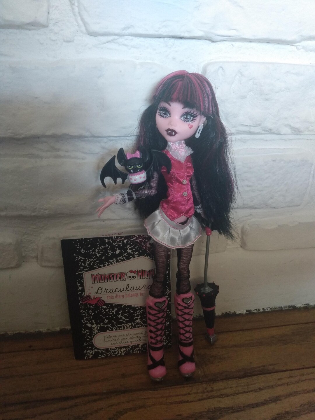 Monster High - Draculaura - First Wave - Booriginal Creeproduction ...