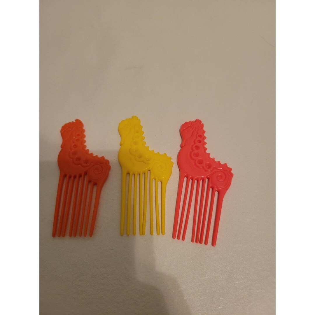 Vintage ISLAND FUN Barbie Skipper Seahorse Pick Comb 3x - Etsy