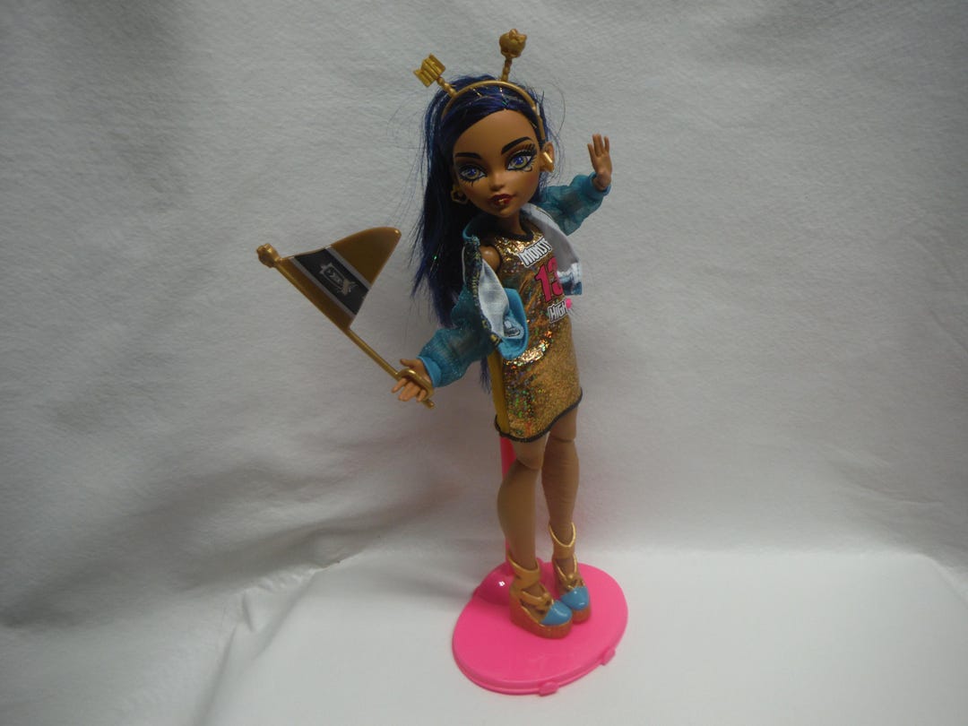 Monster High - Cleo De Nile - Ghoul Spirit - G3 - Stand Included - Doll ...