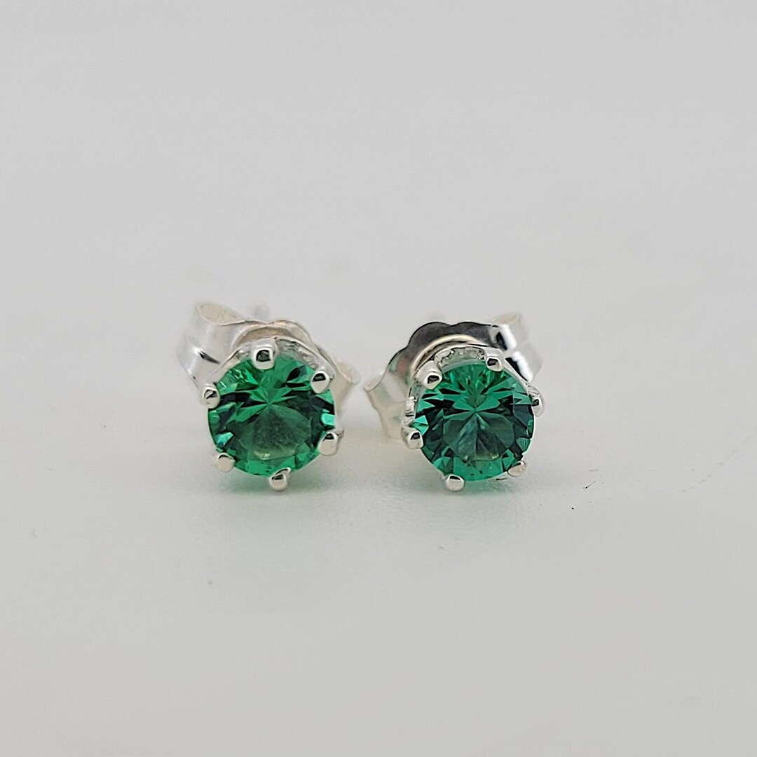 4mm Round Cut Stud Earrings Sterling Silver Obsidianite Helenite Mt. St ...