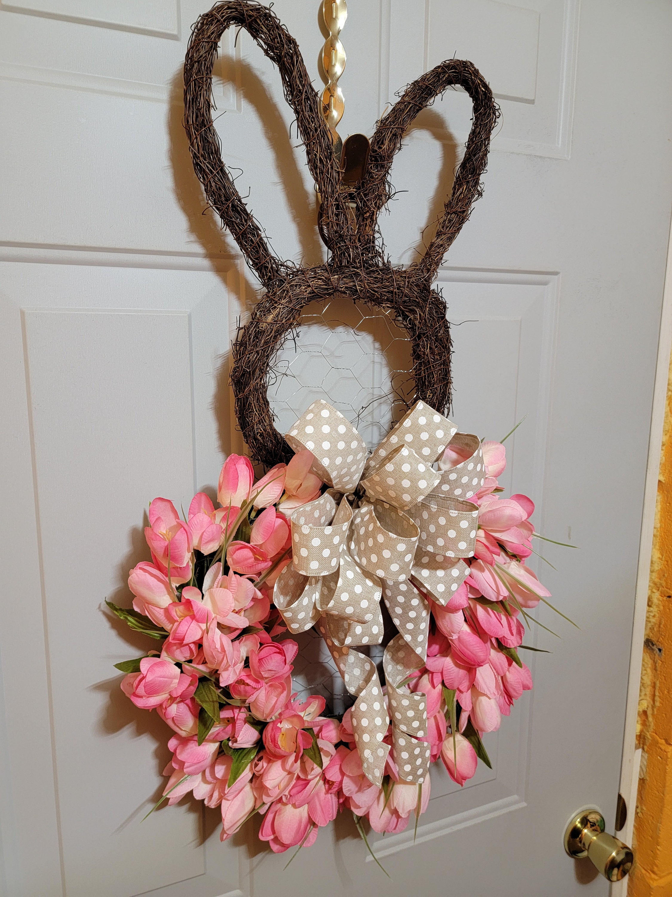Bunny Tulip, Grapevine Bunny Wreath, Tulip Wreath, Spring Tulip Wreath ...