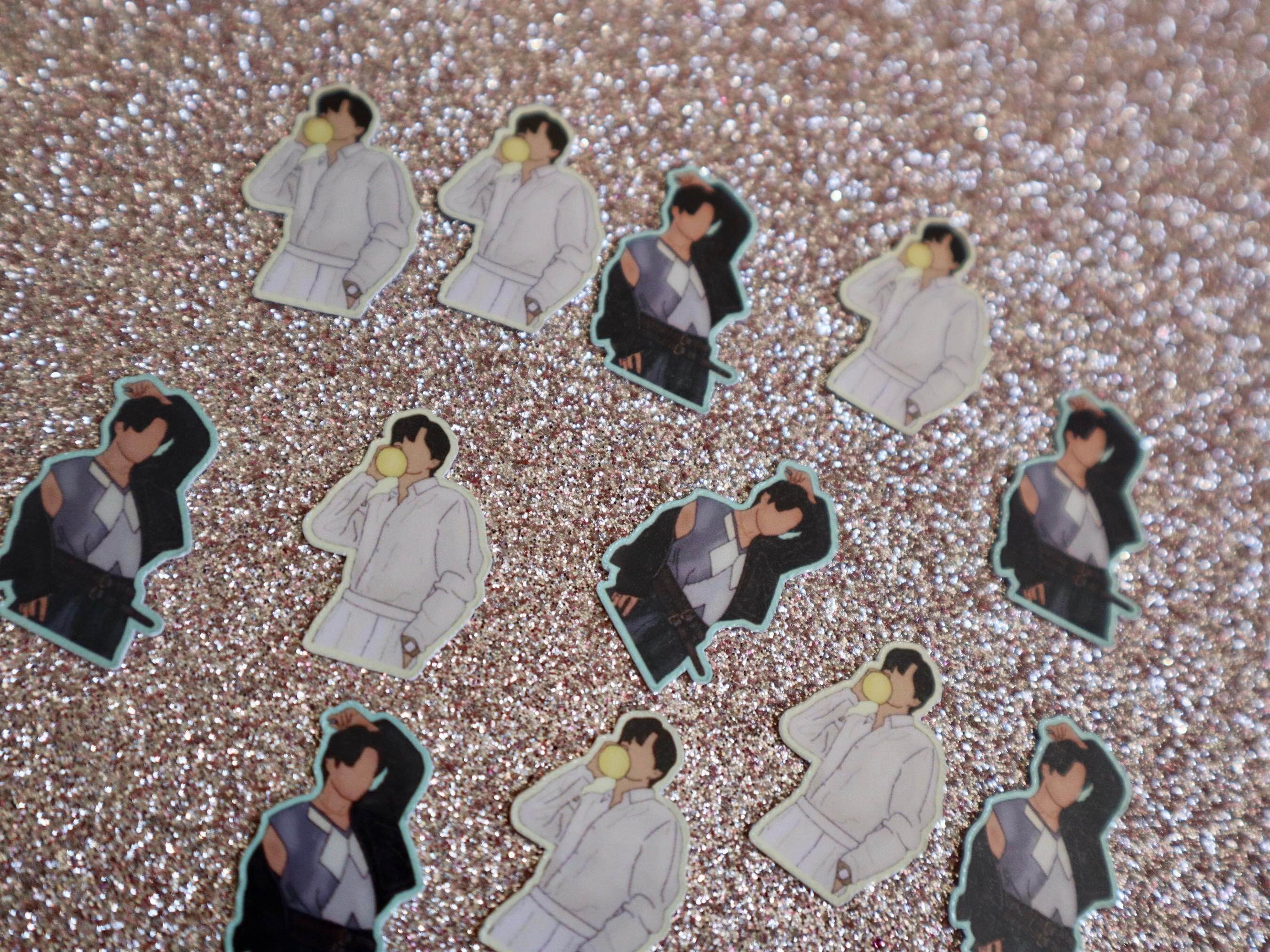 Kim Taehyung Vogue Mini Stickers | Set of 10 Mini Stickers Mixed Pack ...