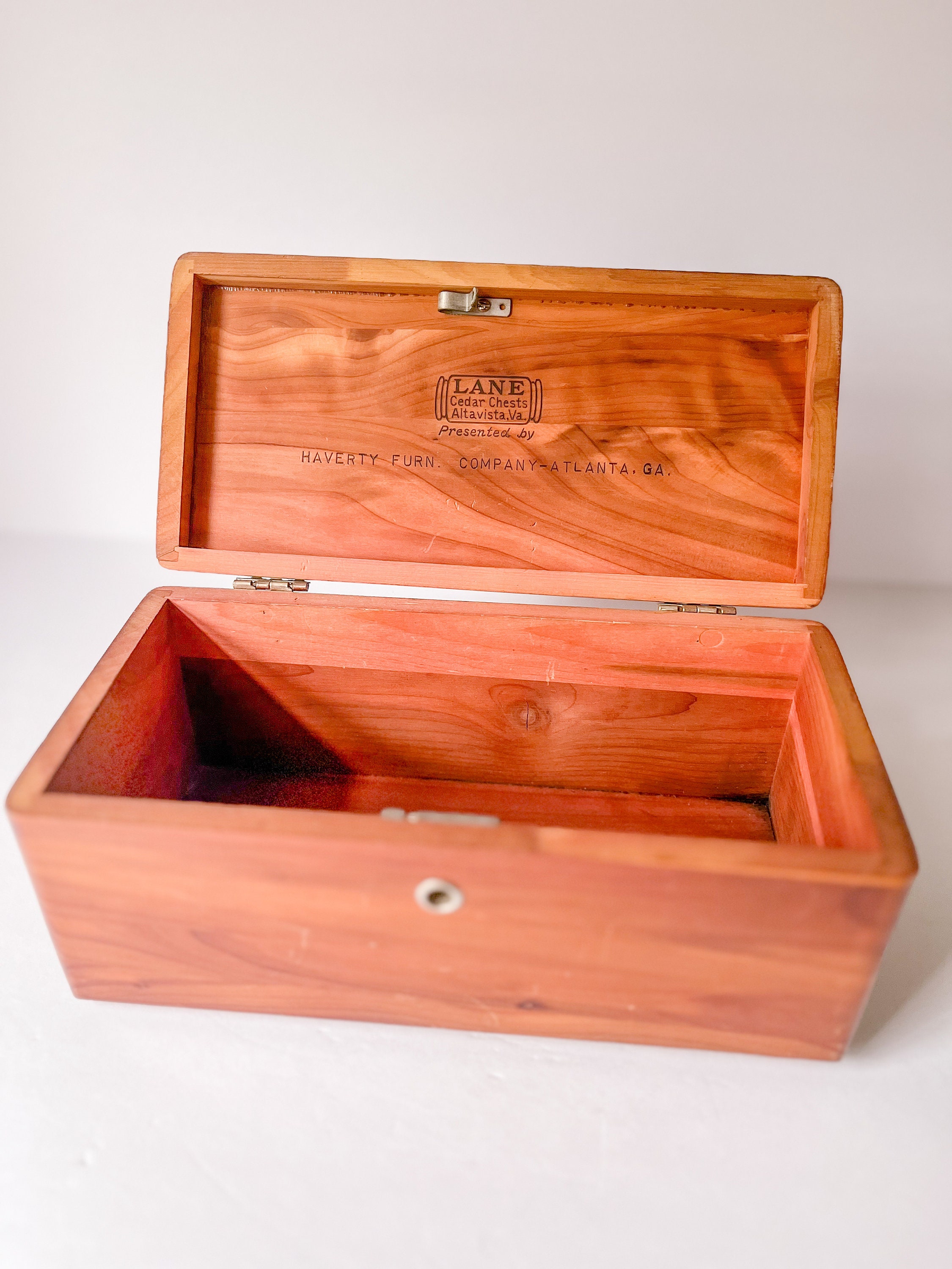 Vintage Miniature Lane Cedar Box, Decorative Box, Haverty Furniture Co ...