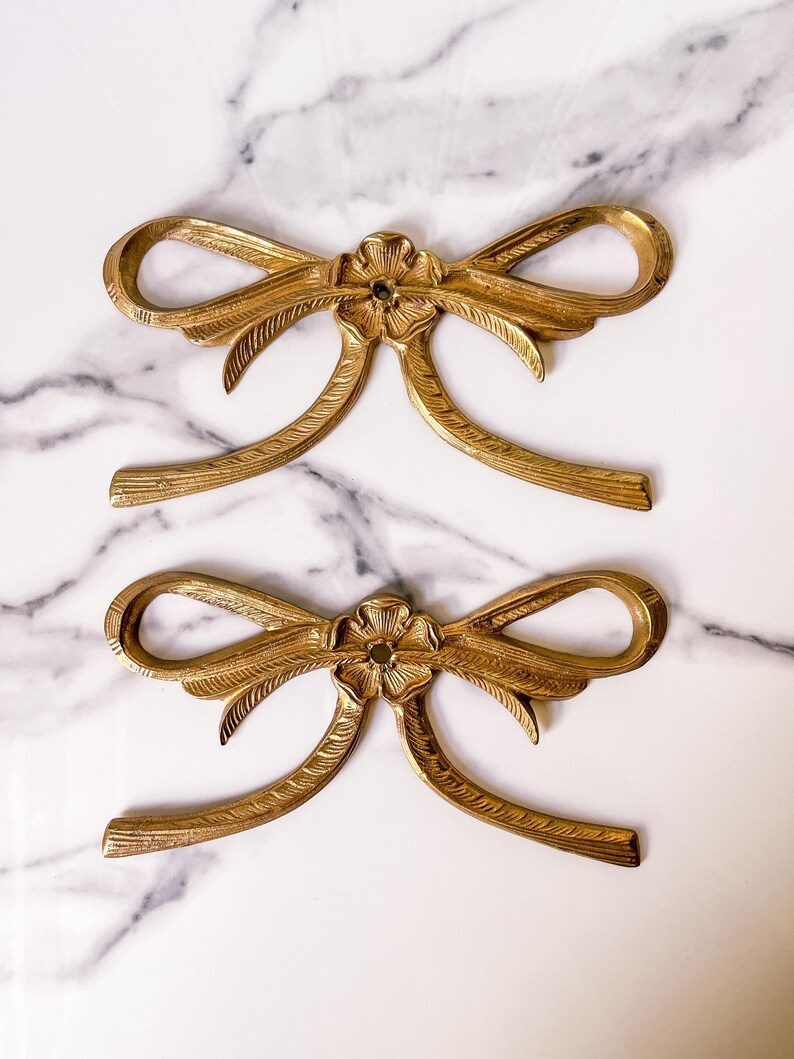 Vintage Brass Bow Decor, Wall Decor, Brass Bow Pediment - Etsy