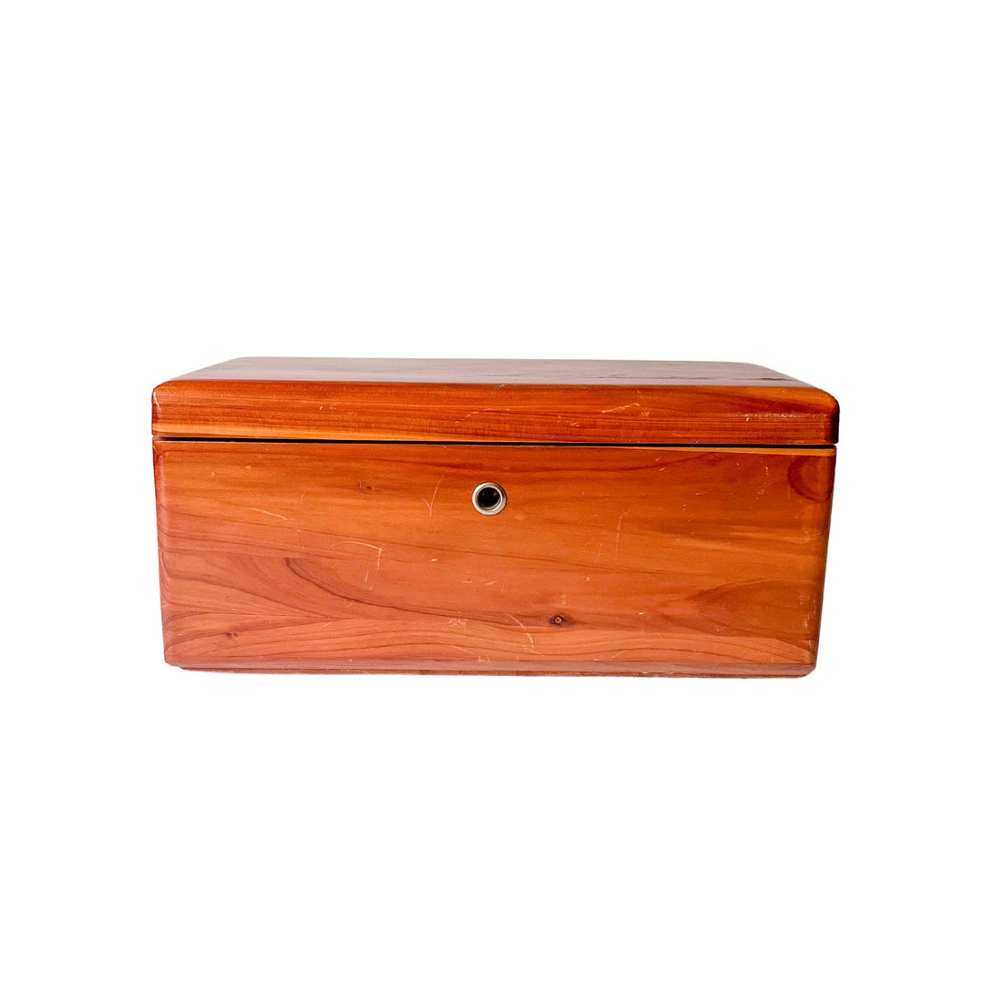 Vintage Miniature Lane Cedar Box, Decorative Box, Haverty Furniture Co ...