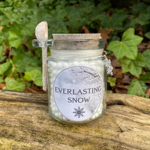 Everlasting Snow | Magical Apothecary Potion Bottle | Witch and Wizard ...