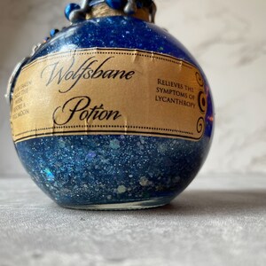 Werewolf Potion | Decorative Potion Bottle | Fantasy Wizard Bookshelf ...