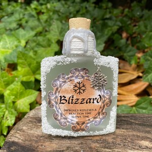 Blizzard Color Changing Potion Video Game Potion Bottle Bookshelf Decor ...