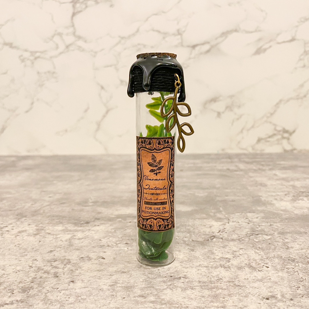 Herbology Vial | Magical Apothecary Potion Bottle | Witch and Wizard ...