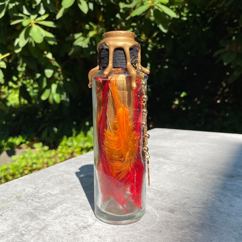 Phoenix Feathers | Magical Apothecary Potion Bottle | Wizard Prop ...
