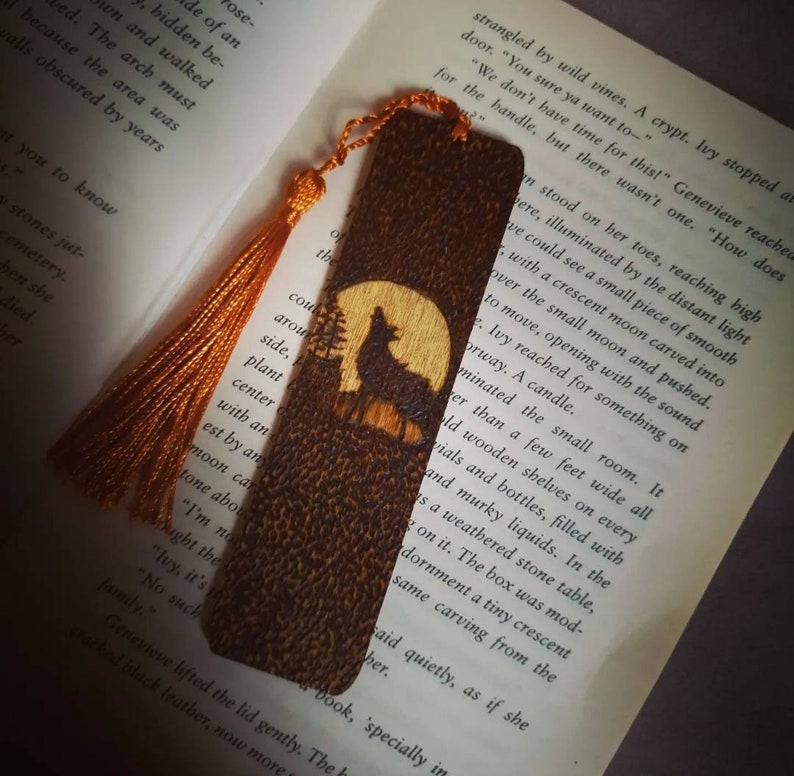Handmade Wooden Pyrographed Wolf Bookmark - Etsy