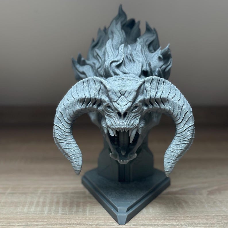 Balrog Bust | Lord of the Rings Decoration, Fantasy Figure Collectible ...