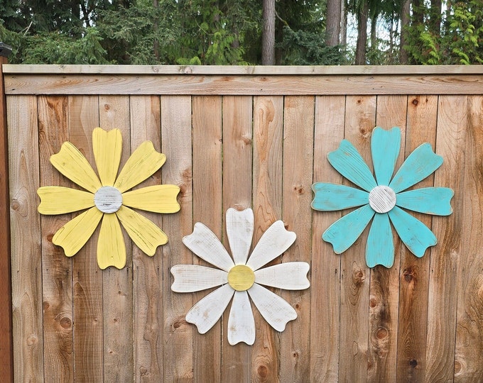 Rustic Wood Flower, Garden Flower, Wall Flower, Garden Decor, Patio ...