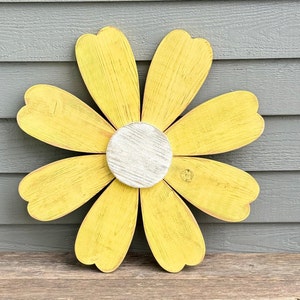 Rustic Wood Flower, Garden Flower, Wall Flower, Garden Decor, Patio ...