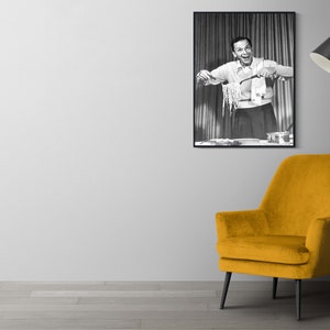 Frank Sinatra Eating Spaghetti Poster, Black and White, Vintage ...