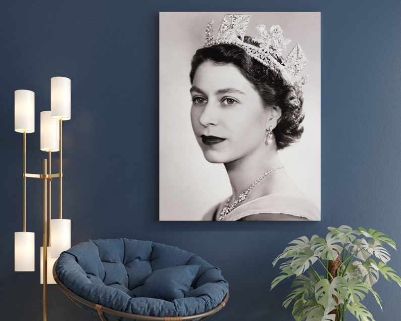 Queen Elizabeth Poster Vintage Print Queen Elizabeth Print - Etsy