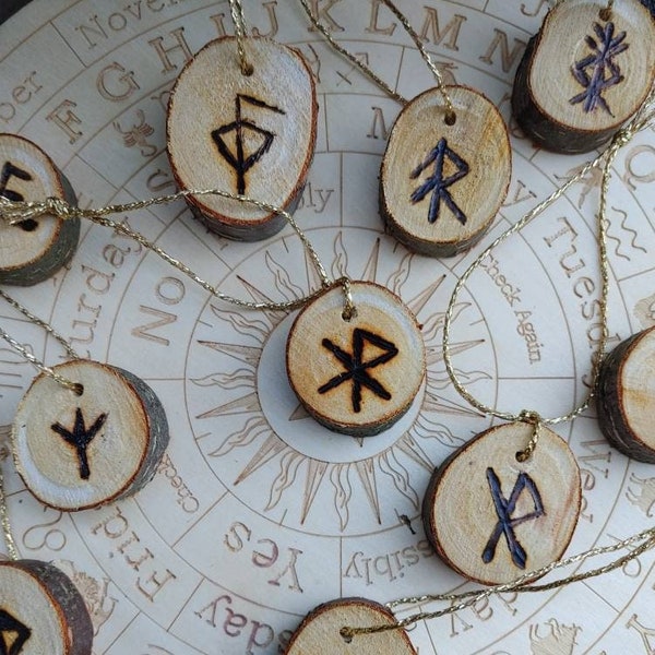 Norse Yule Tree - Etsy