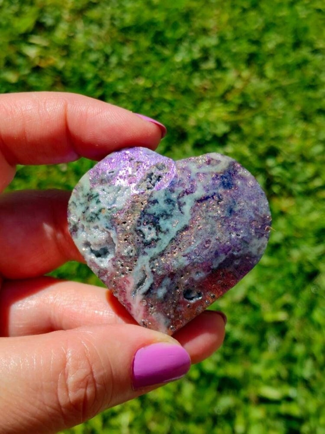 Purple Aura Sphalerite Heart. Prevents Physical Fatigue and Exhaustion ...