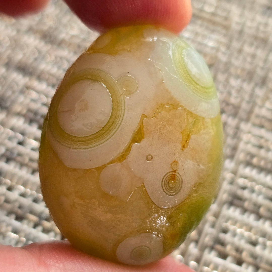 Exceptionally High Quality and Incredibly Rare Natural Black Blue Eye ...